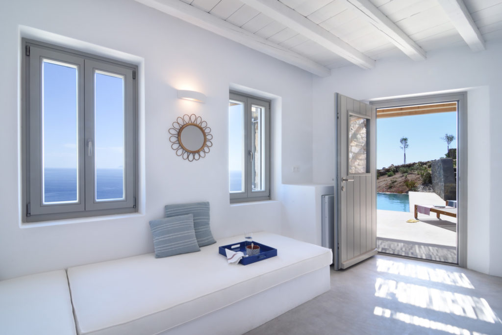 'White Spirit' in Cyclades by Sinas Architects - The Greek Foundation