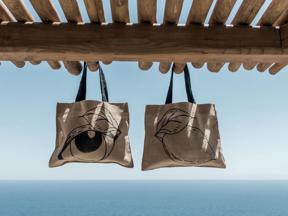 Todd Marshard ceramics workshop based in Paros island - The Greek ...