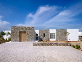 Pallet offices + store by KLab Architecture - The Greek Foundation